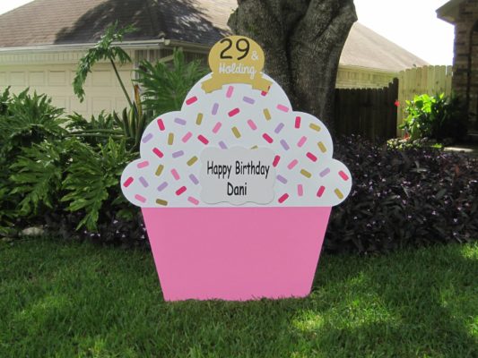 Giant Cupcake Lawn Sign ~ Fountain Valley, CA – Orange County Storks